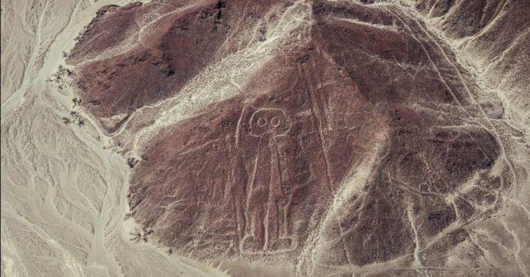 Nazca lines, the mysterious geoglyphs of the peruvian desert